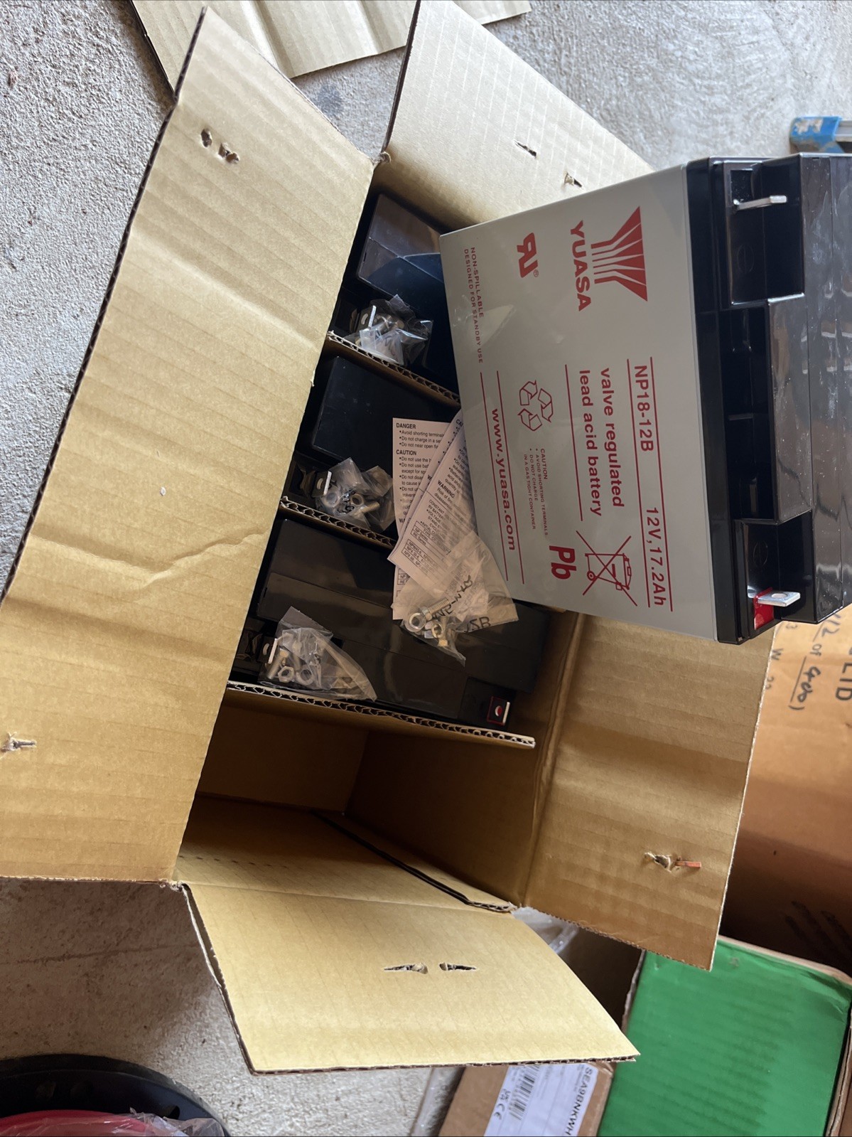 Yuasa NP18-12B Valve Regulated 12V 17.2Ah Rechargeable Lead-Acid ...