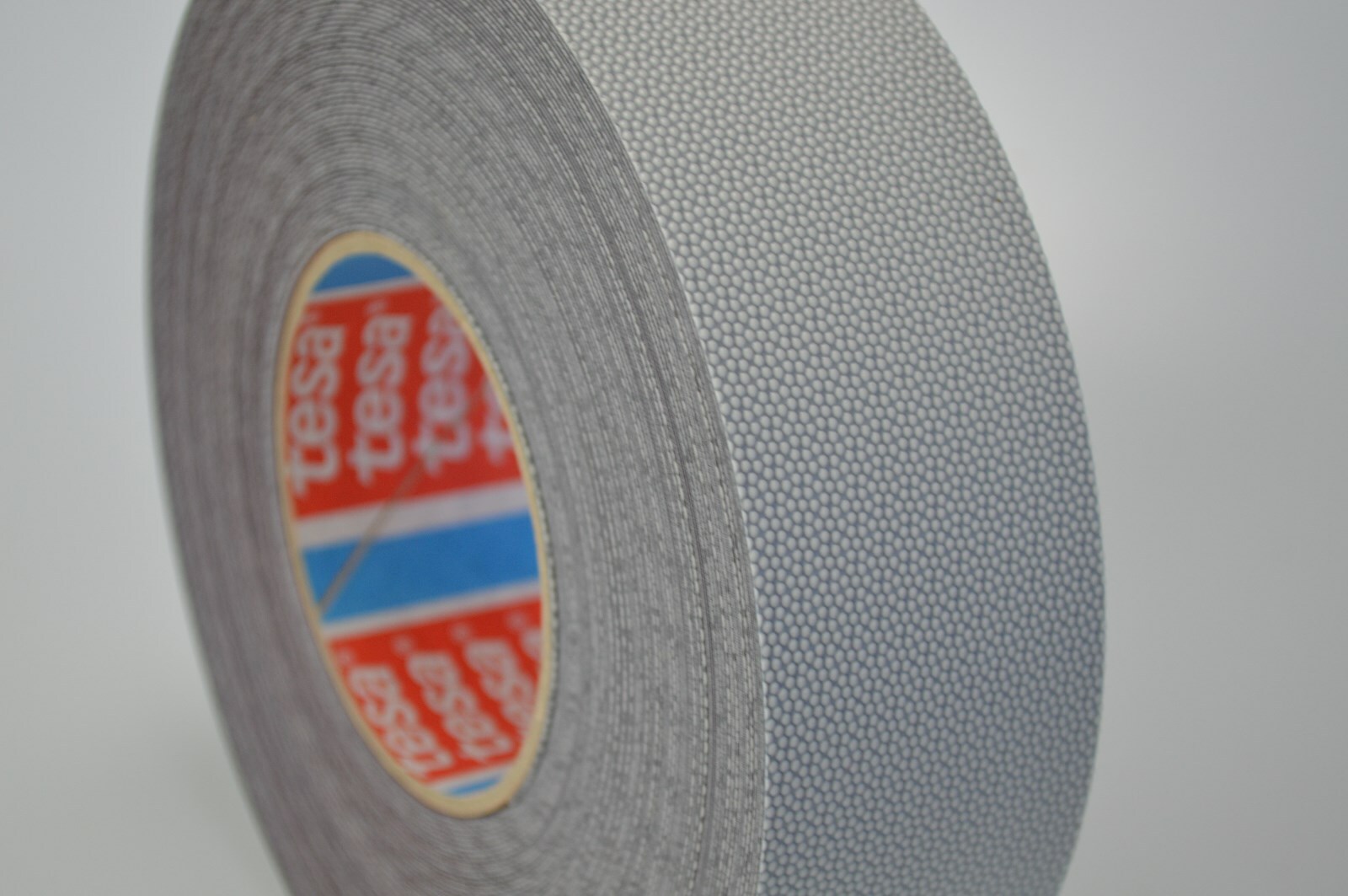 TESA 4863 diverse Längen und Breiten Klebeband, antirutsch, Noppen ...