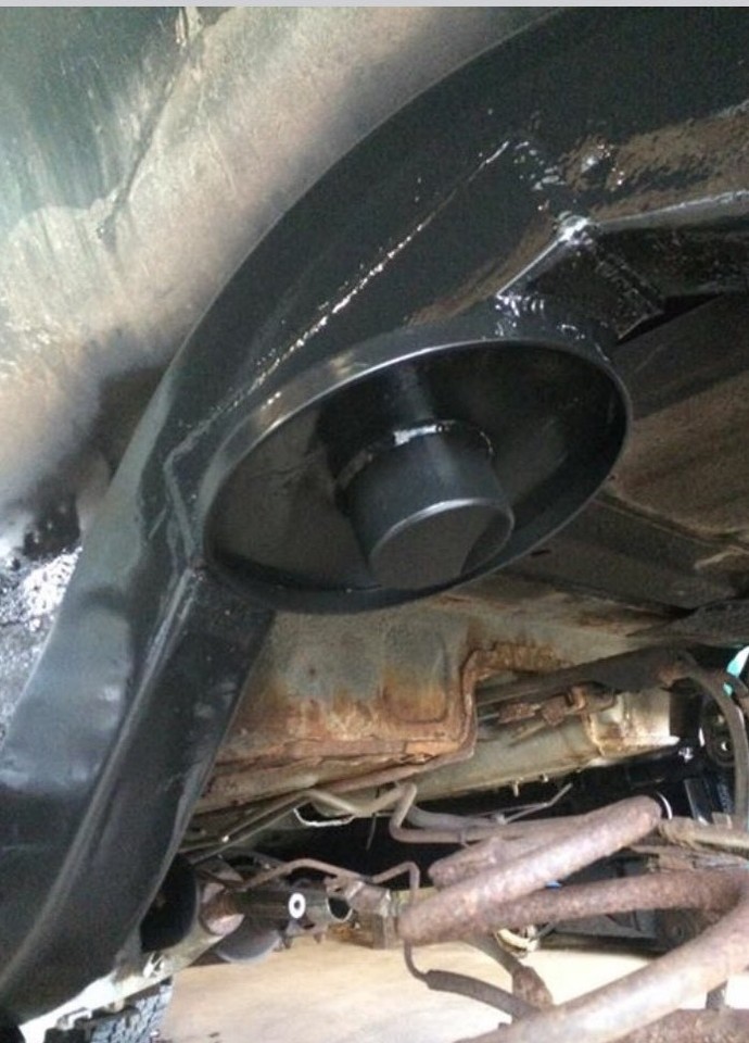 97-06 Jeep TJ Wrangler Rear Upper Coil Spring Bucket , Coil Retainer ...