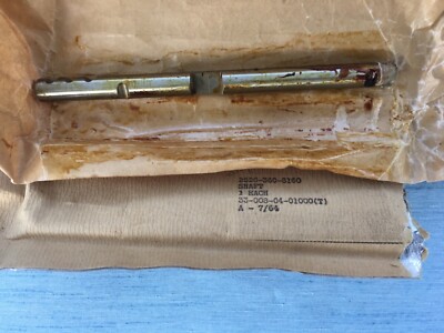 Shift Rail Shaft for T84 Transmission, NOS, Left Side, 2nd & 3rd Gear ...