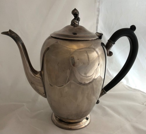 Coffee Tea Pot hinged lid six cup capacity WM A Rogers Silver Plate ...
