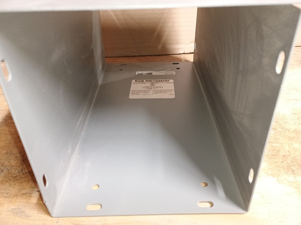 Hubbell Wiegmann S6612NK Wireway, 6"x6"x12", Screw Top | eBay
