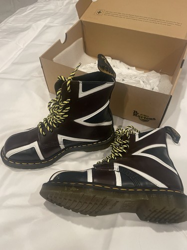 Dr. Martens Pascal Brit. US women’s size 7, navy, ox blood and white ...