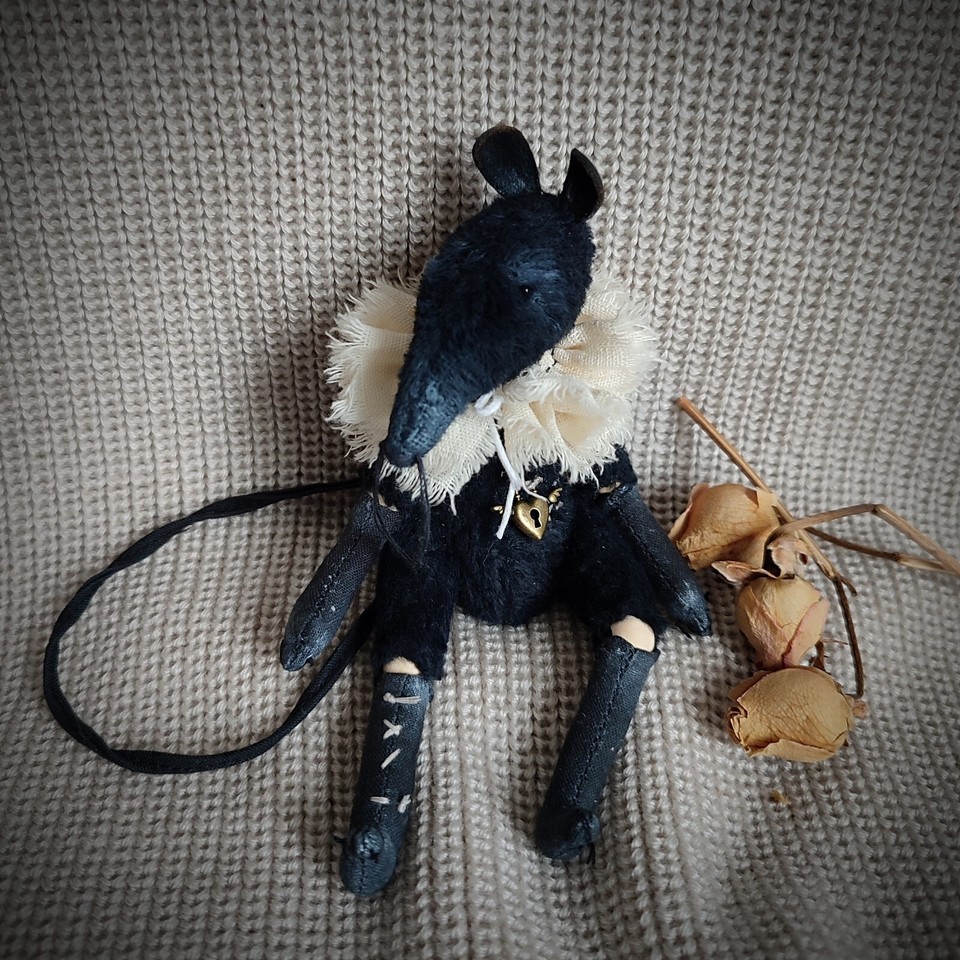 Creepy rat. Collectible creepy doll rat. Gothic rat figurine. | eBay