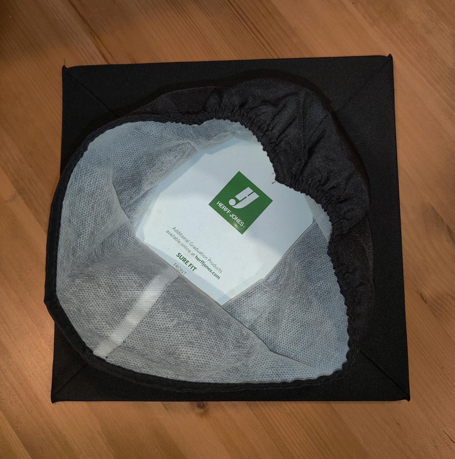 HS/College graduation cap (Herff Jones), made in the … - Gem