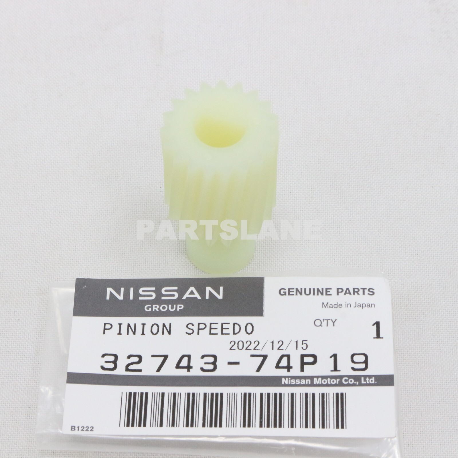 3274374P19 Genuine Nissan Pinion-speedometer 32743-74p19 for sale ...