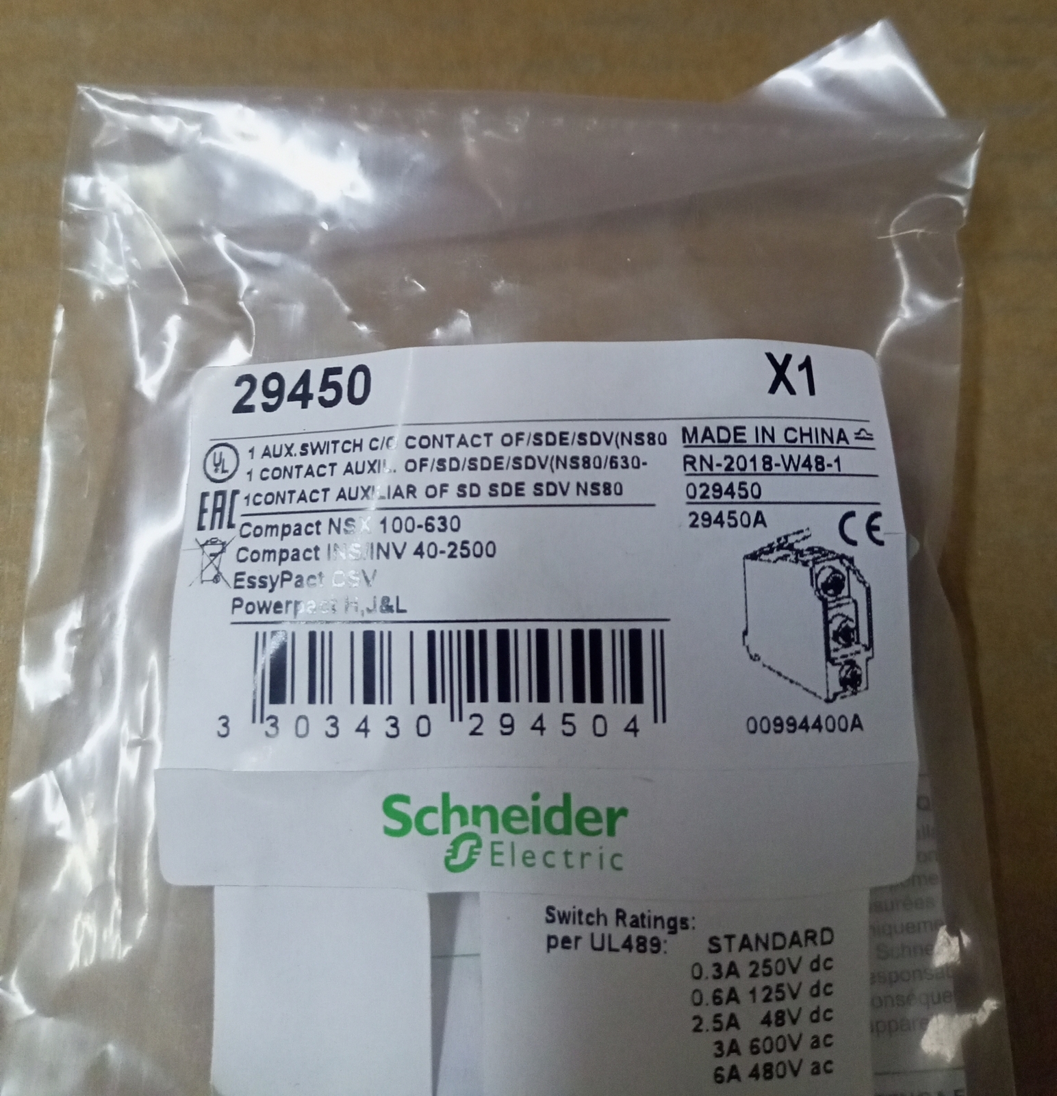 29450 Schneider standard auxiliary contact, circuit breaker status OF ...