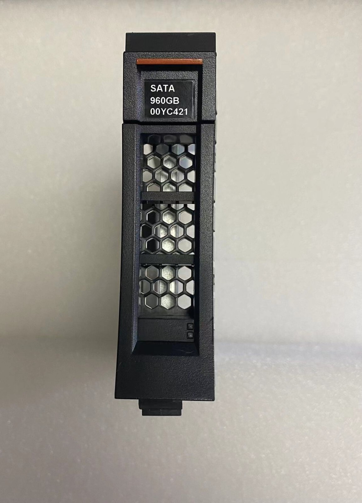 IBM LENOVO 00YC420 - 960GB Enterprise Entry SATA HS 3.5 SSD 00YC421 ...