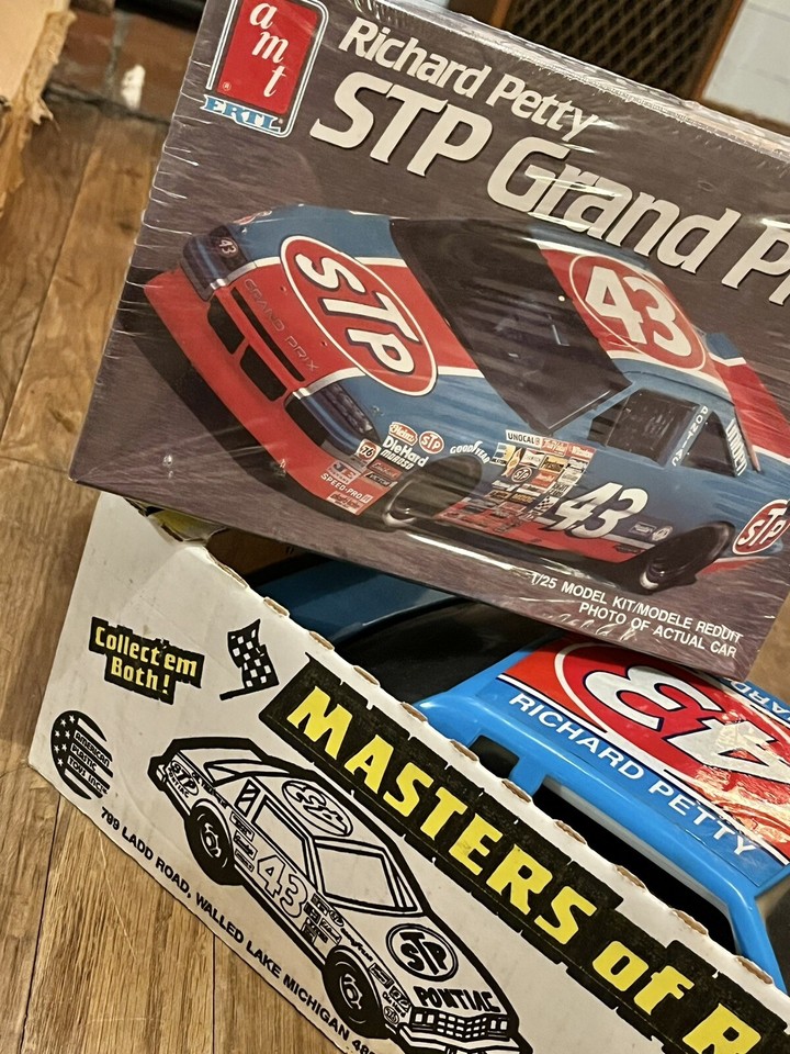 Lot of 2 Richard Petty Model car Toys NASCAR LARGE 43 STP Masters ...