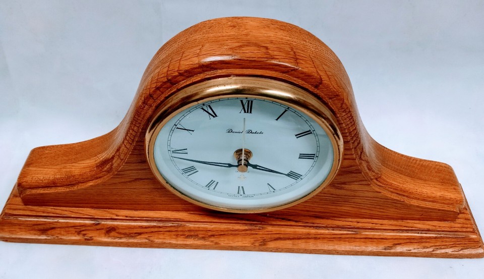 DANIEL DAKOTA Mantle Clock Desk Clock Quartz Inside Movement USA | eBay