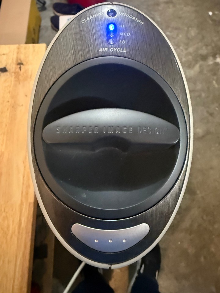 Ionic Breeze Quadra model S1637 air purifier by Sharper Image***PRE-OWNED*** | eBay