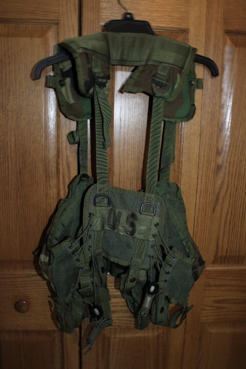 US Military Issue Load Bearing Vest LBV Magazine Equipment Woodland ...