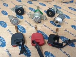 Genuine Ford Lock set for Escort Mk6/7 . (95/00) All models including ...
