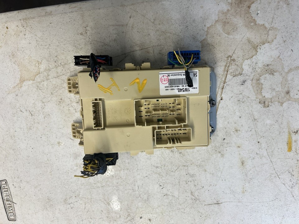 2012-2017 kia rio cabin fuse relay junction block 91950-1W540 OEM 13 14 ...
