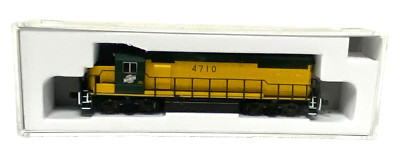 N Scale Atlas 40005623 Chicago & North Western GP38 CNW 4710 w/ DCC ...
