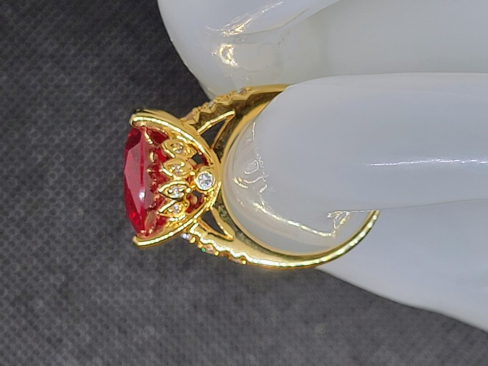 FAUX RUBY SOLITAIRE Ring 1/2" FACETED CRYSTAL Red SIZE 7 Cocktail GOTH ...