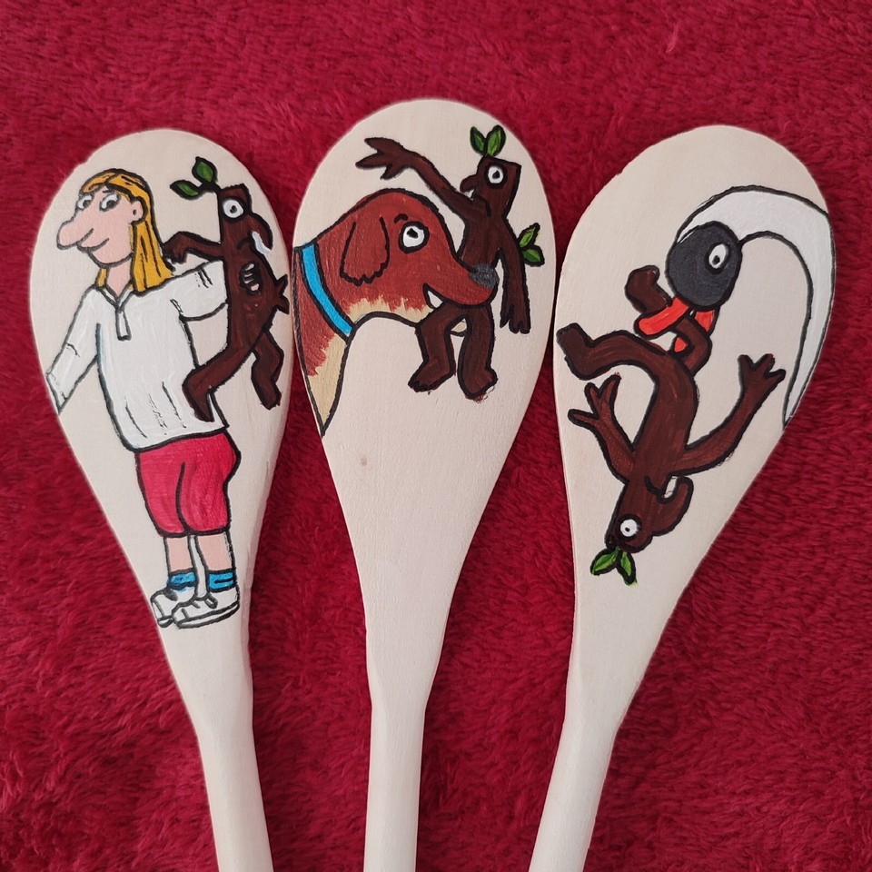 STICKMAN HAND PAINTED WOODEN SPOONS CHILDMINDERS STORY SACK RESOURCES ...