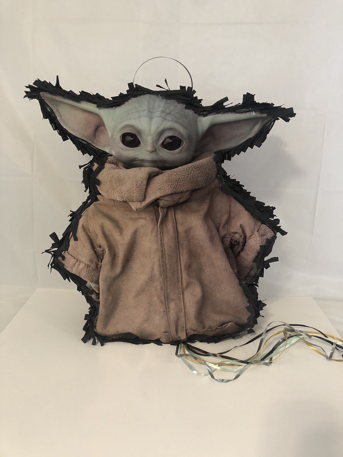 New Mandalorian "The Child" pull string Pinata Baby Yoda birthday party ...