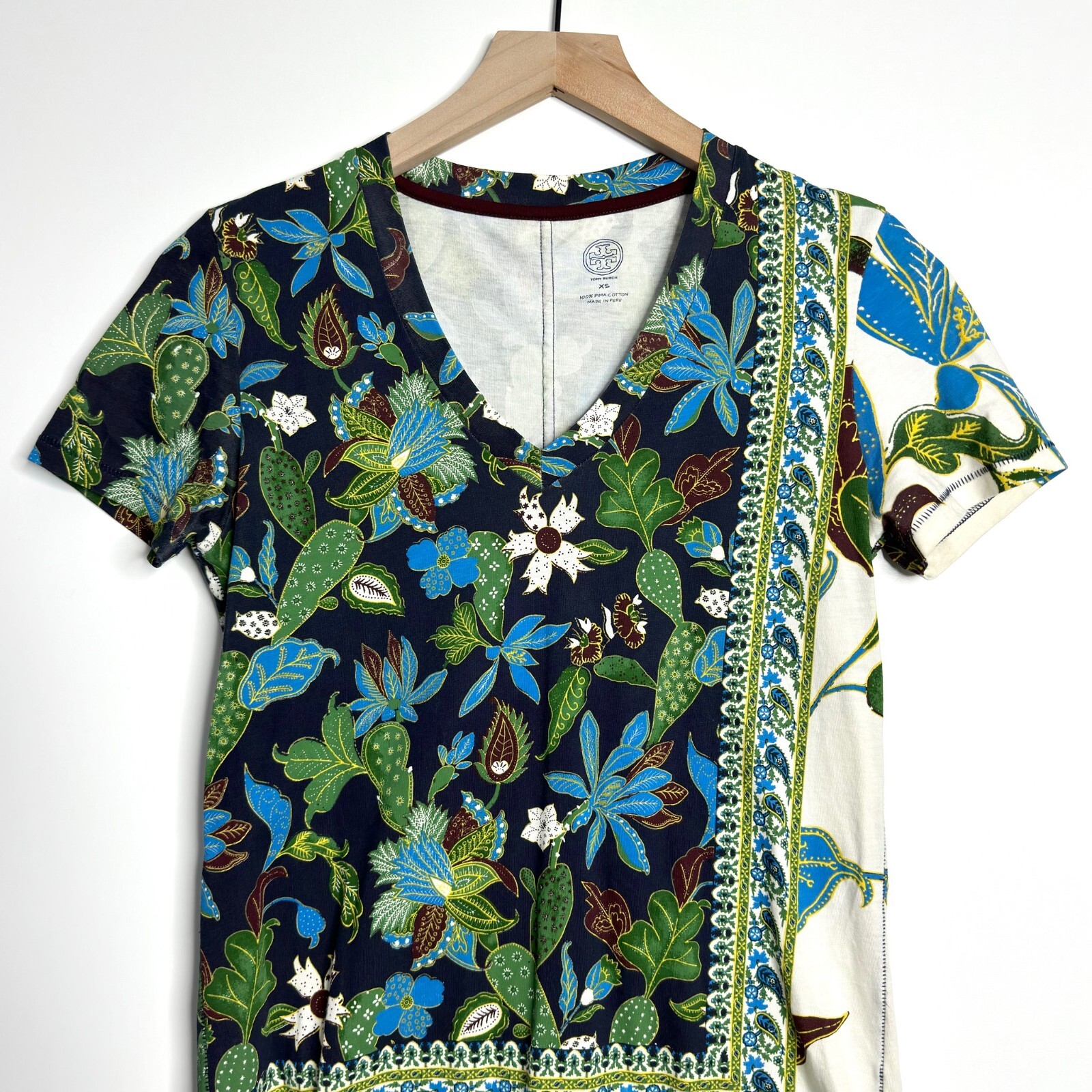 TORY BURCH Garden Wisteria Short Sleeve T-Shirt V-Nec… - Gem