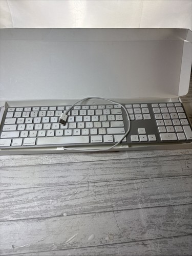 Apple (A1243)- Wired Standard USB Keyboard w/ Numeric Keypad | eBay