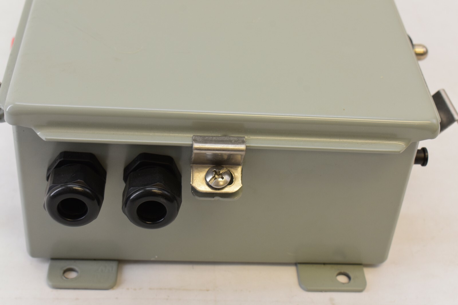 EDEL Engineering Steel Terminal Box 00QR4-18A6300 OEM P/N 19207 ...