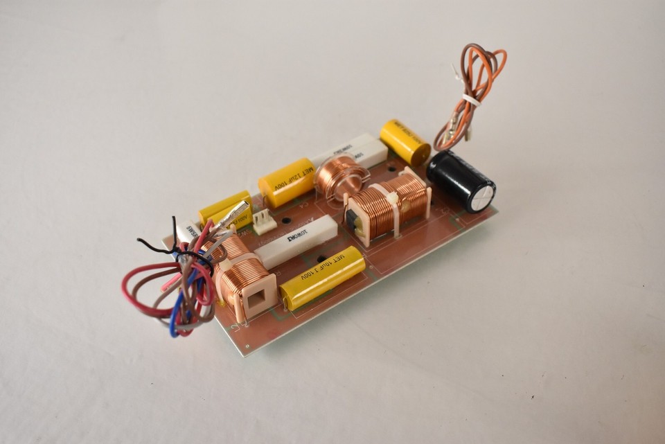 Single Atlantic Technology 4200e LR Speaker Crossover J1654X | eBay