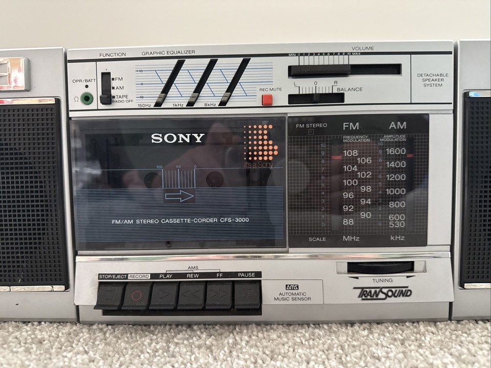 Vintage Sony Transound FM/AM Stereo Cassette Recorder Boombox CFS-3000 ...