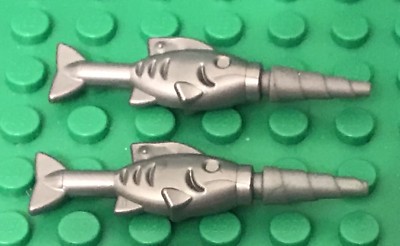 Lego 2 Flat Silver Swordfish City Mini Figures Sea Underwater Weapons ...