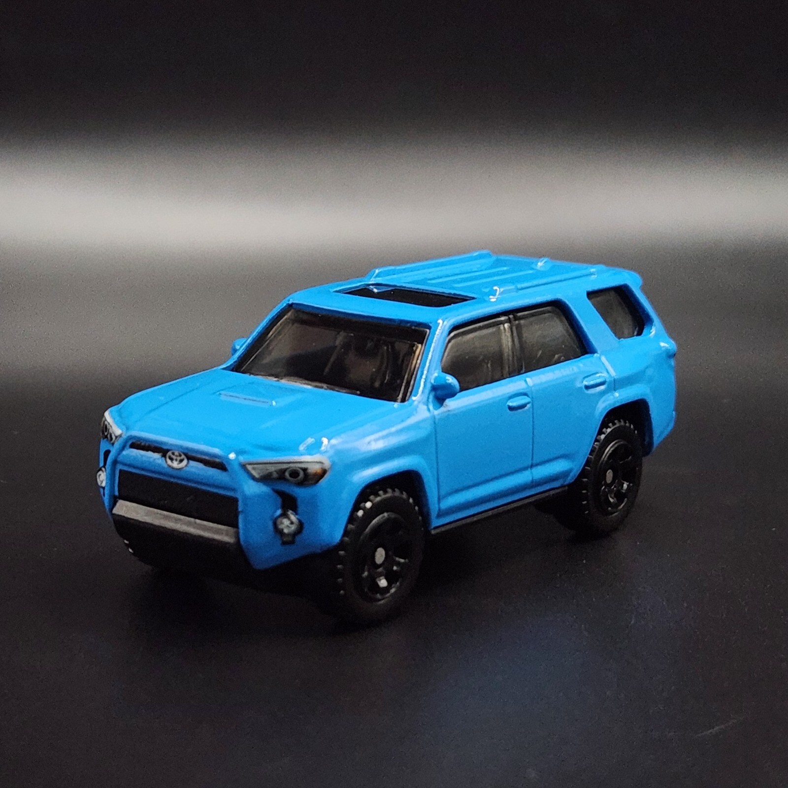 2018 Toyota 4Runner Collectible Loose 1/64 Scale Diecast Model ...
