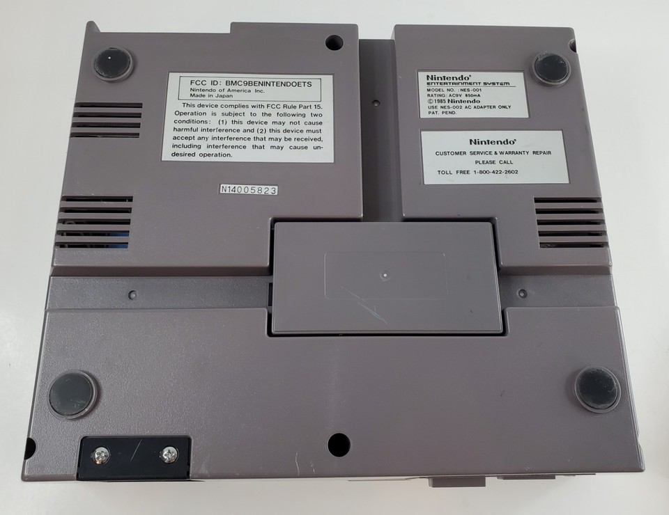 NES Nintendo Console With Mario/Duck Hunt, Two Controllers, Cords ...