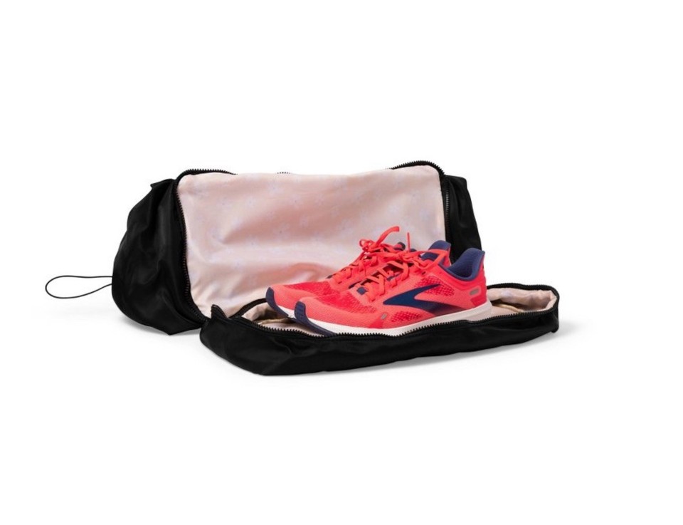 Blogilates Gym Bag - Black: Nylon & Polyester, Zipper Closure, Yoga Mat ...
