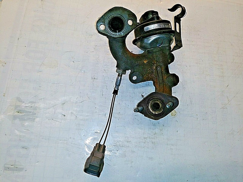 EGR Pipe And Valve Assembly 2004 Toyota Camry Part Number: 25620-20020 ...