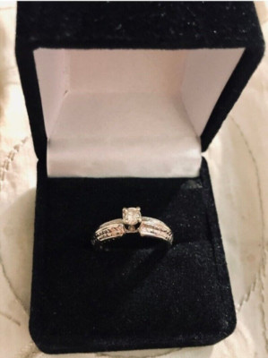 Solid Platinum Women's .20 Carat Round Brilliant Cut Diamond Engagement ...