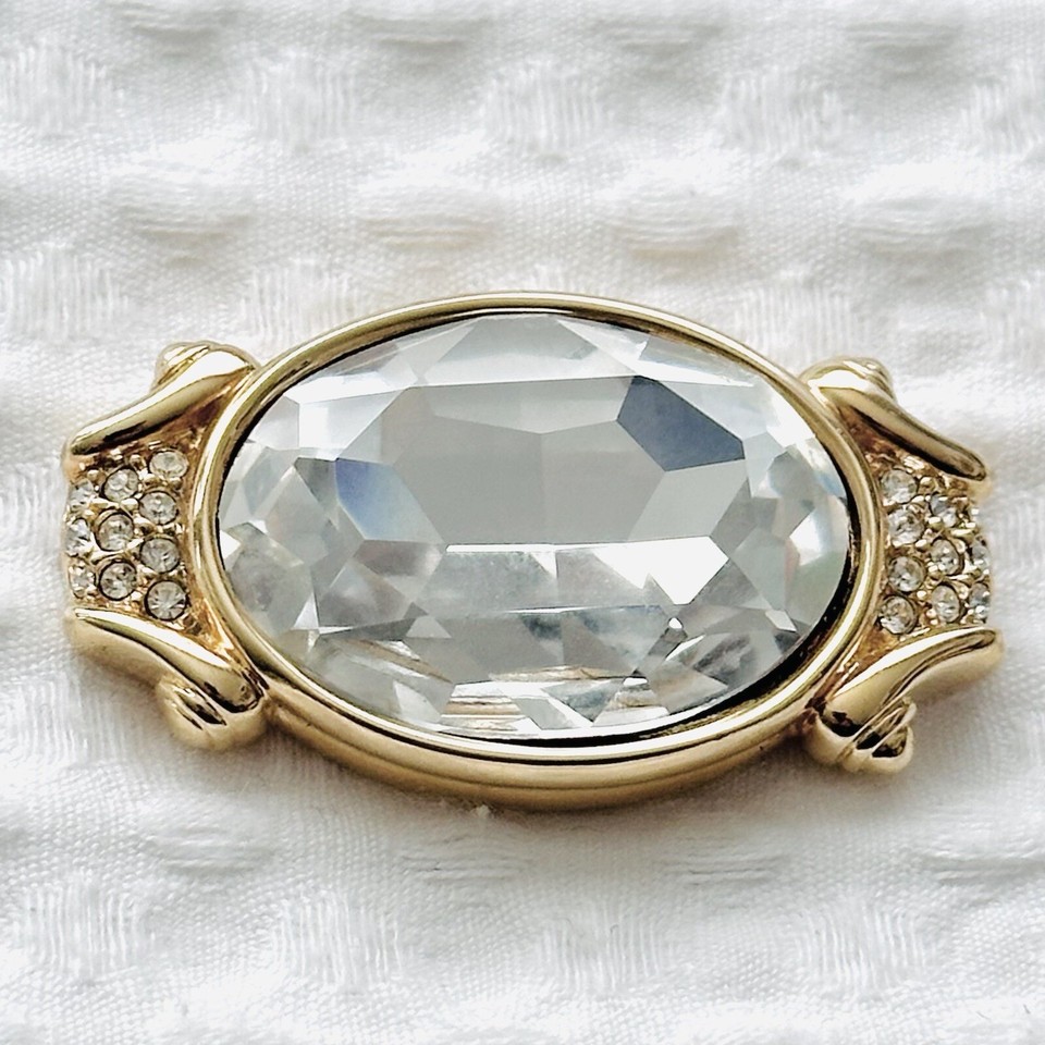 Sparkling SWAROVSKI Swan Logo Oval Crystal Gold Plated Brooch/Pin VV70 ...