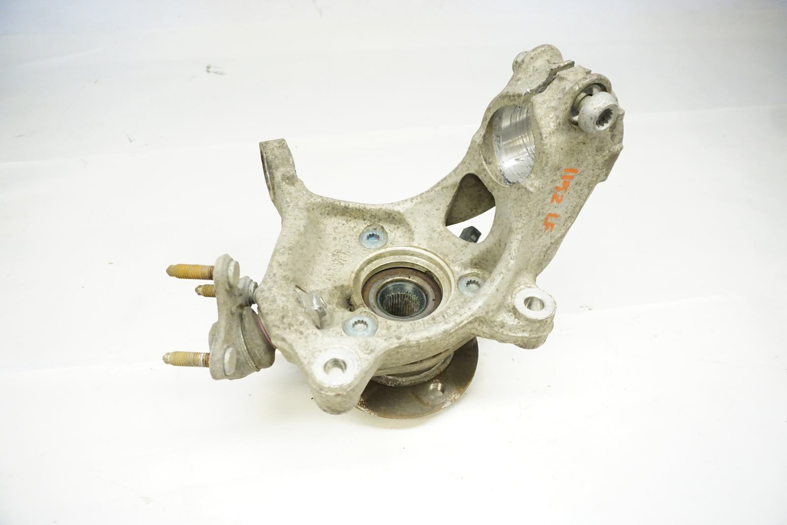 2017-2019 Volkswagen Golf Alltrack Steering Knuckle Spindle Left ...