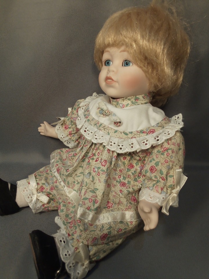 Porcelain Doll "Alice-A" (419) 13"(33cm) by The Promenade Collection | eBay