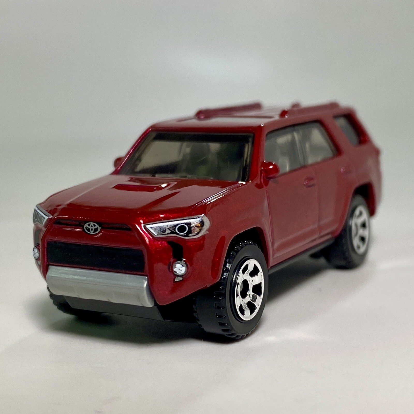 Kinsmart Toyota 4Runner Red 1:36 Scale Diecast SUV RARE & Matchbox 2018 ...
