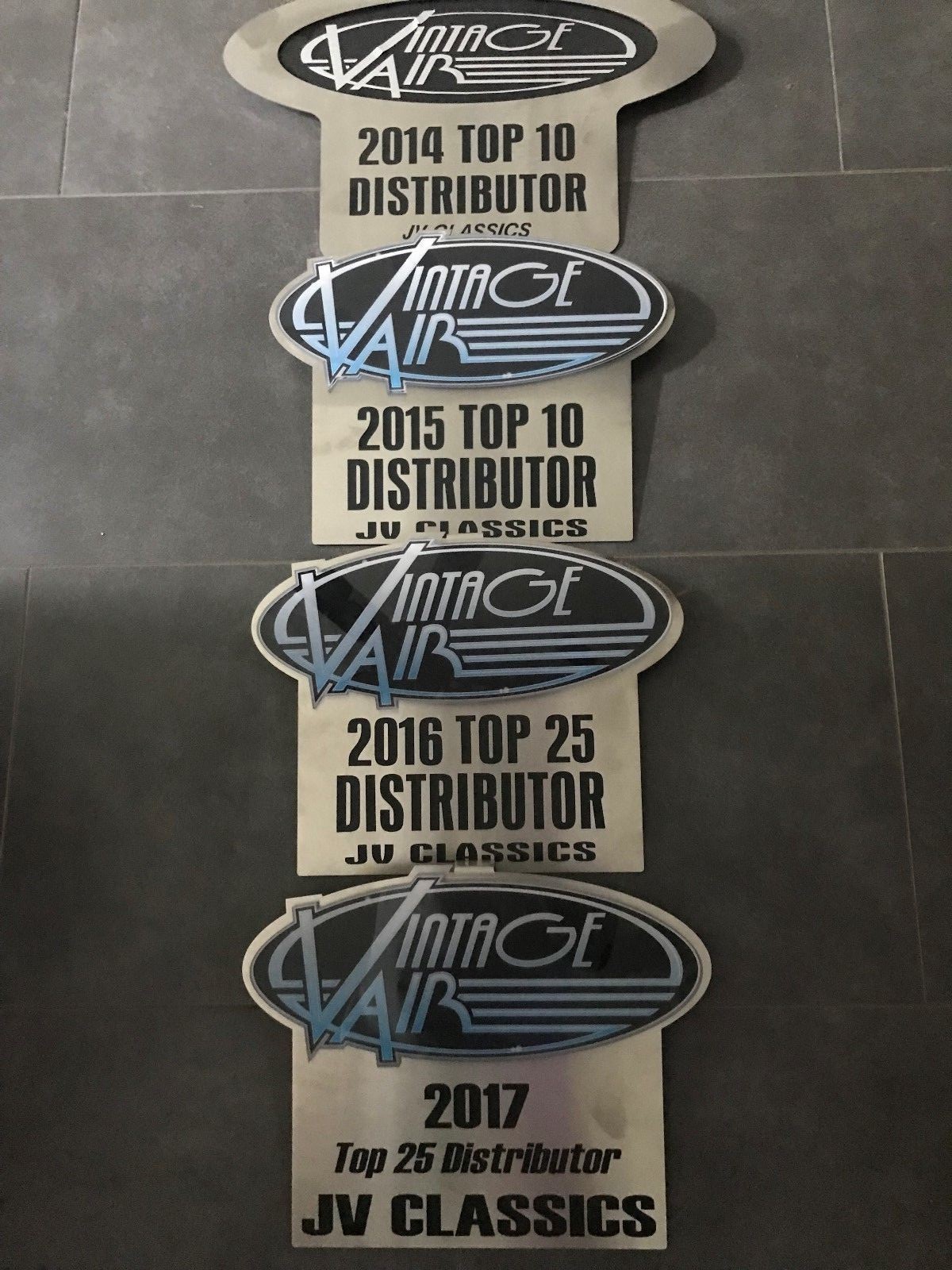 VINTAGE AIR FRONT RUNNER DRIVE SYSTEM SBC BLACK HARDCOAT W/O POWER ...