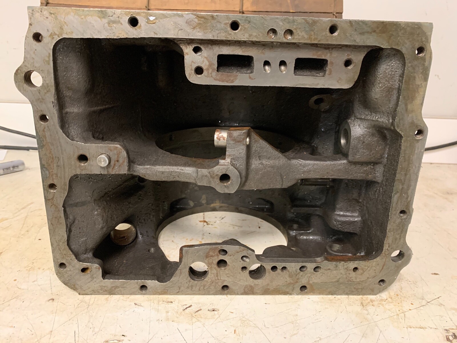 1951 Ford Mercury Cast Iron V8 Fordomatic Transmission Case NOS FOMOCO ...