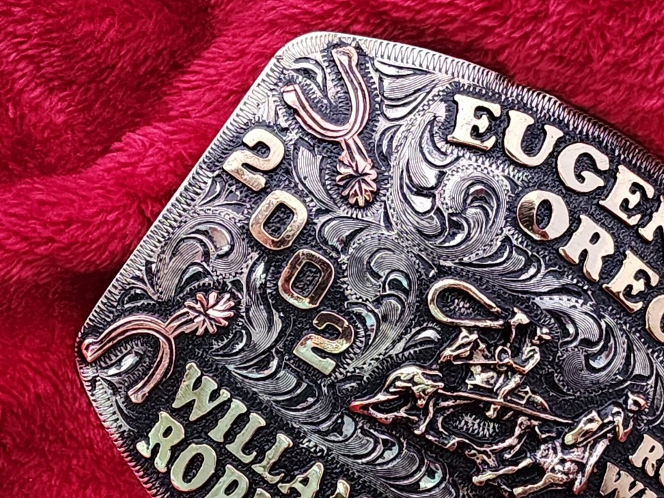 RODEO TEAM ROPING CHAMPION TROPHY BUCKLE☆PRO☆EUGENE OREGON☆2002☆RARE ...