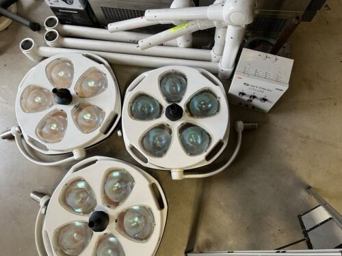 Skytron Stellar Hospital Operation Surgical Light Triple Ceiling ...