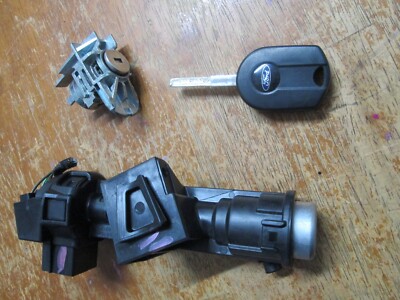 2017 FORD ESCAPE Ignition Lock Cylinder Switch Door Cylinder With Key ...