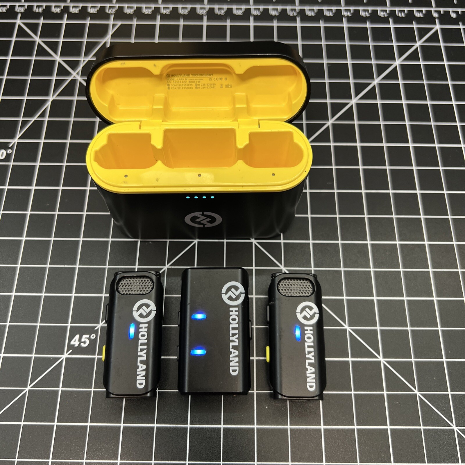 Hollyland LARK M1 DUO 2-Person Wireless Microphone System (Black) | eBay