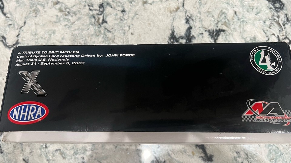 2007 John Force Castrol / Eric Medlen Tribute 1:24 NHRA Funny Car ...