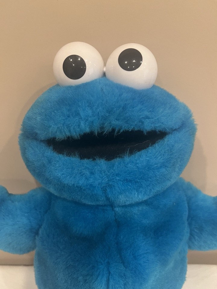 Vintage 1997 TYCO Sesame Street Tickle Me Cookie Monster 14" LARGE ...