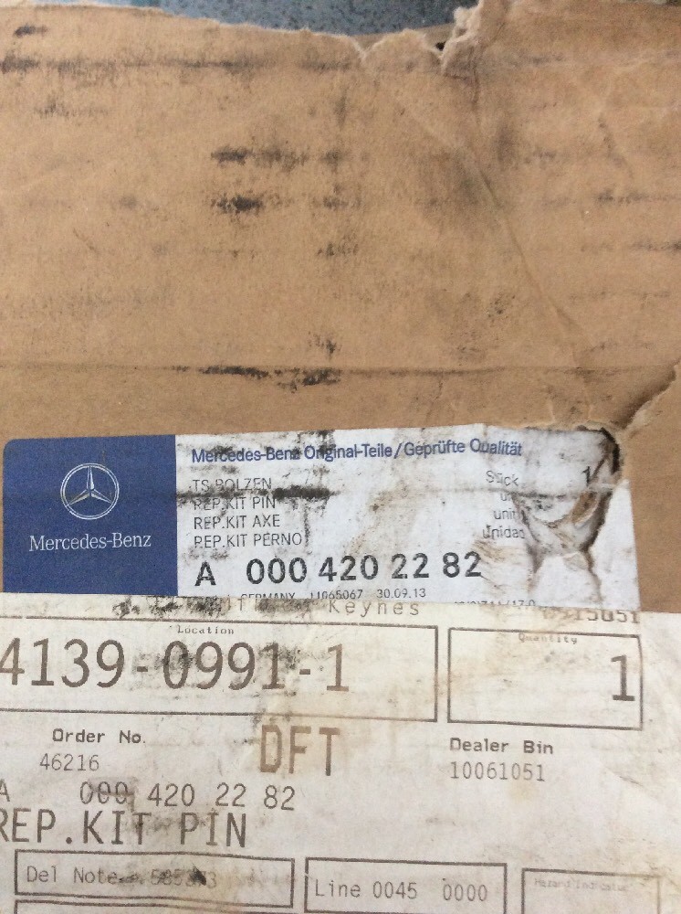 TS BOLTS KIT MERCEDES DB A 0004202282 | eBay UK