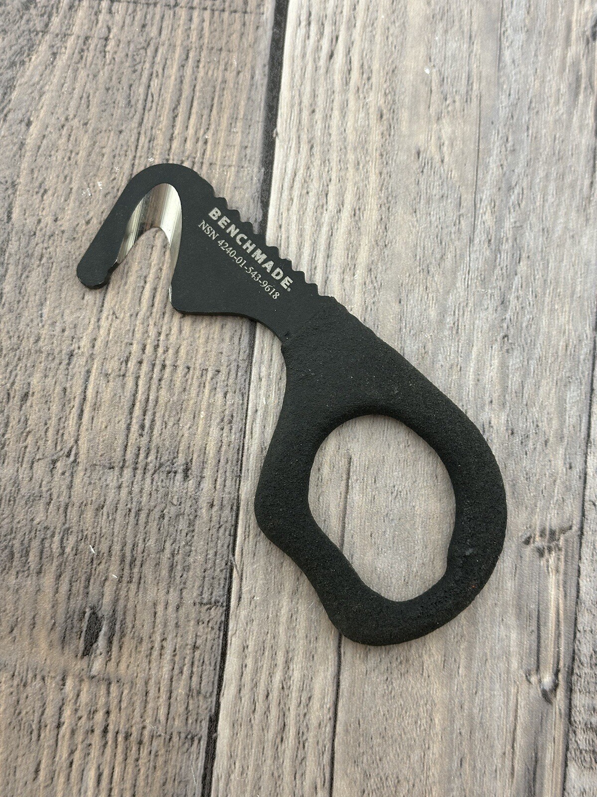 Benchmade Rescue Hook Strap Safety Cutter 7 BLKW - 4.25" - Fast ...