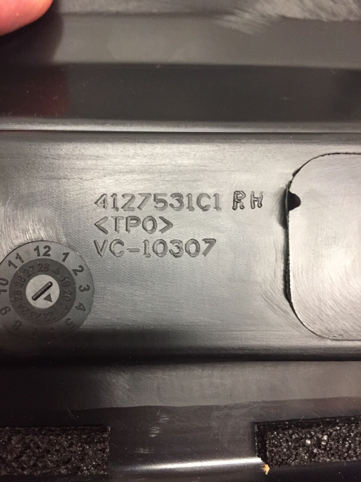 GM Genuine Parts Chevy Snow Cover 4127531C1 LH RH TPO VC-10307 (two ...