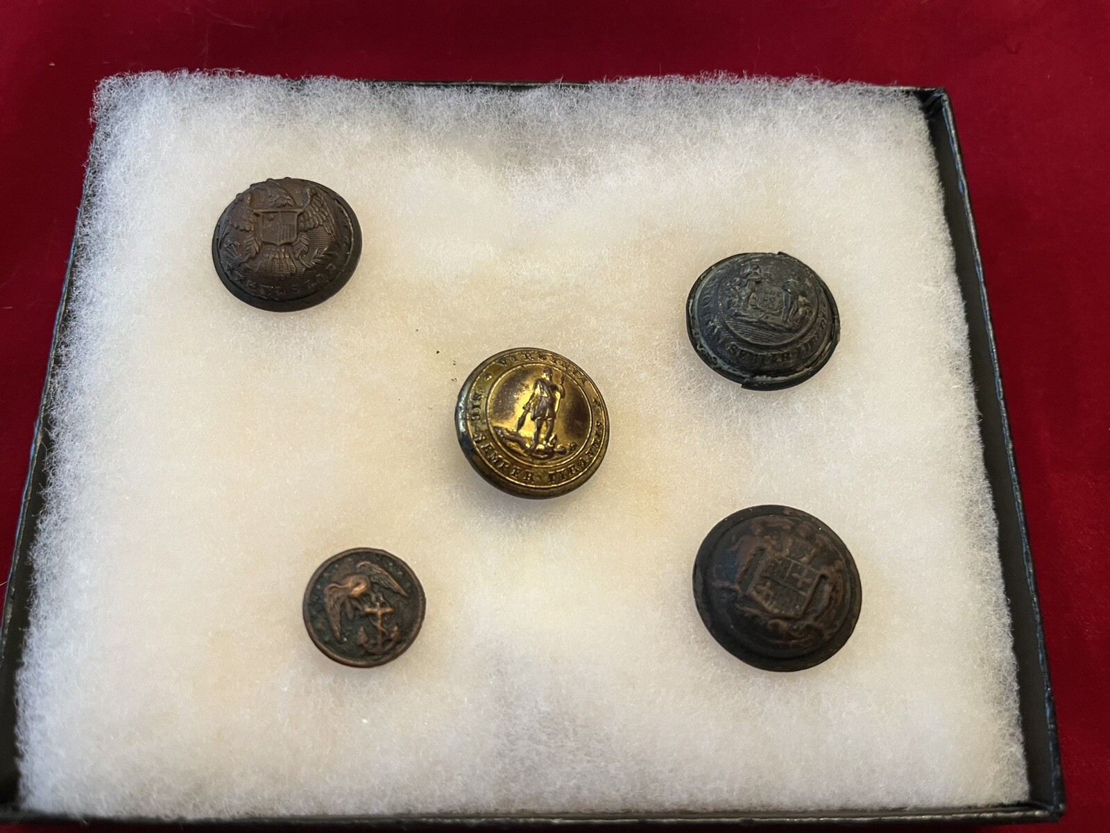 ORIGINAL INDIAN WAR ERA DUG BUTTONS / 1800'S - MARYLAND, VIRGINIA ETC ...