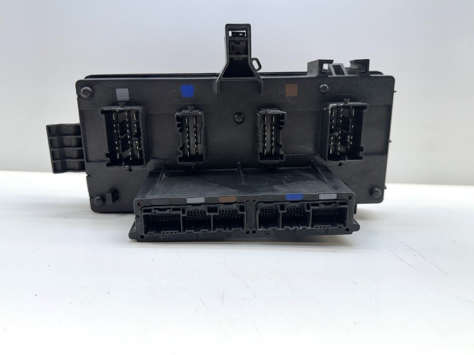 Dodge RAM TIPM Fuse Box Totally Intergrated Power Module 2006 ...